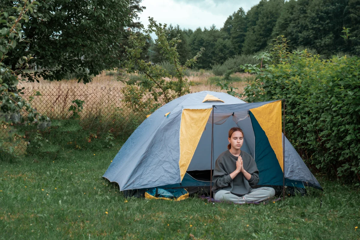 Organizing Campsite for Privacy and Comfort | Camping Hacks | The Best ...